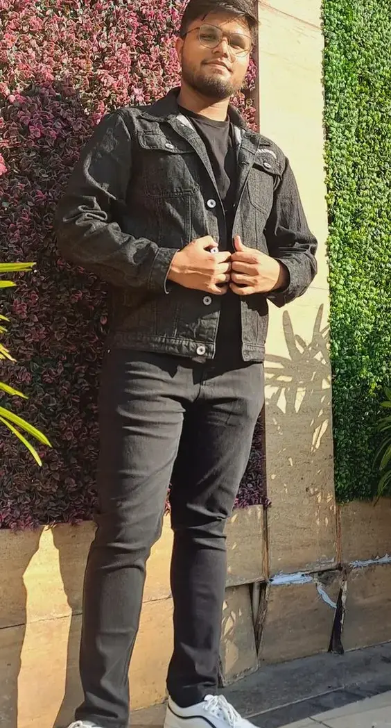 Full Stack Software Developer Ritik Jaiswal 1557